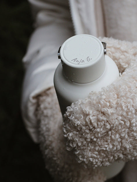 Lightweight Timeless Off White Bottle – EQUA - Sustainable Water Bottles